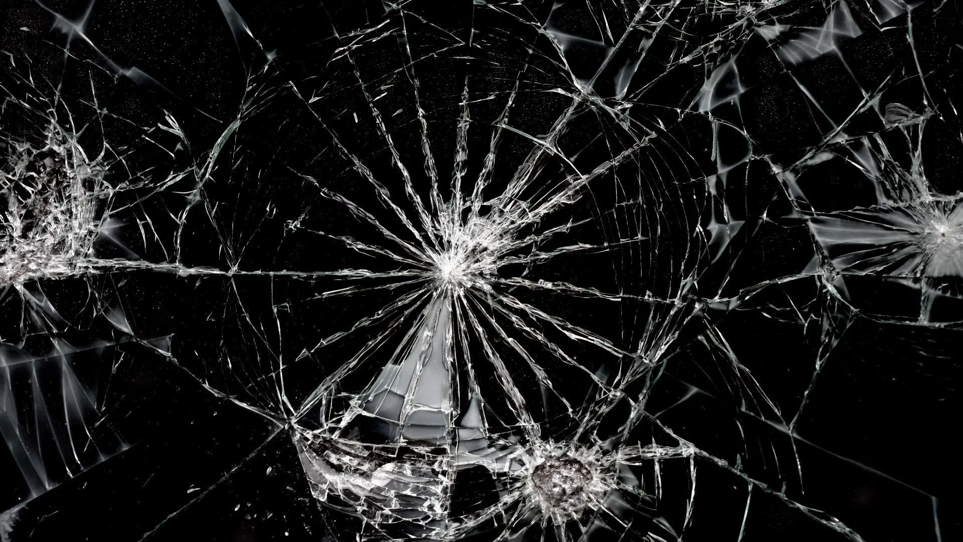 Cracked Screen Prank: Click to Crack Any Screen - How7o